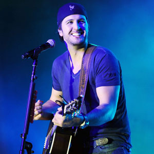 luke bryan (in Backgrounds)
